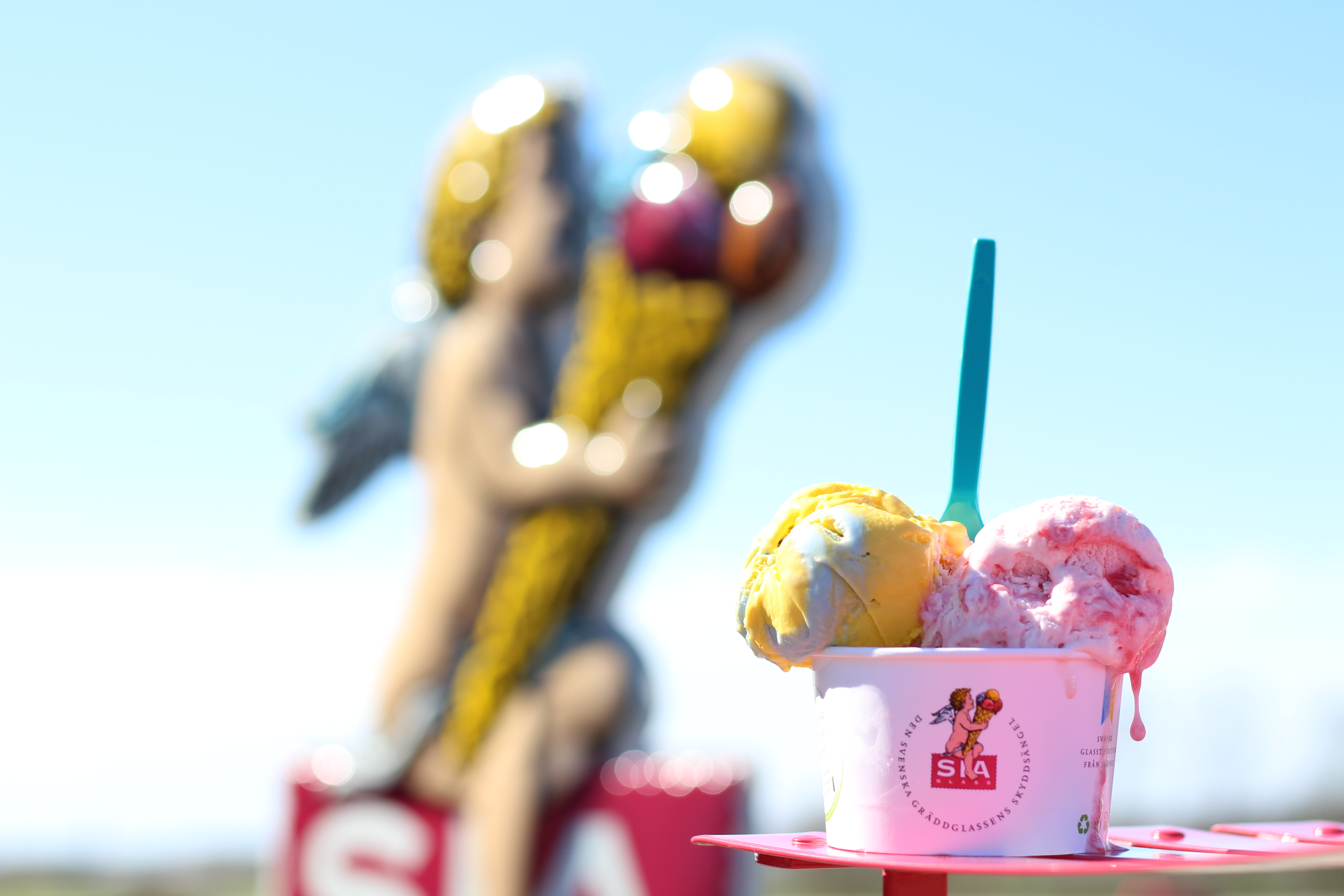 SIA Glass - När livet leker